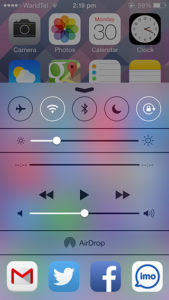 Get An iOS 6-Style App Switcher Tray In iOS 7 Control Center