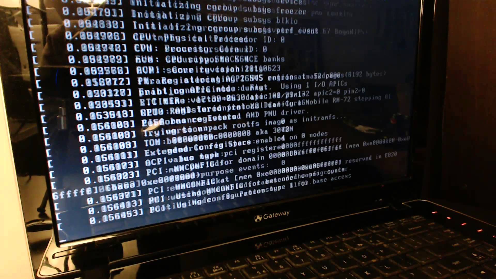 How To Run Scripts And Commands On Suspend And Resume On Linux
