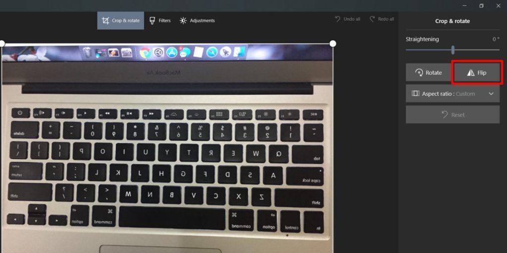 How to mirror/flip photos on Windows 10