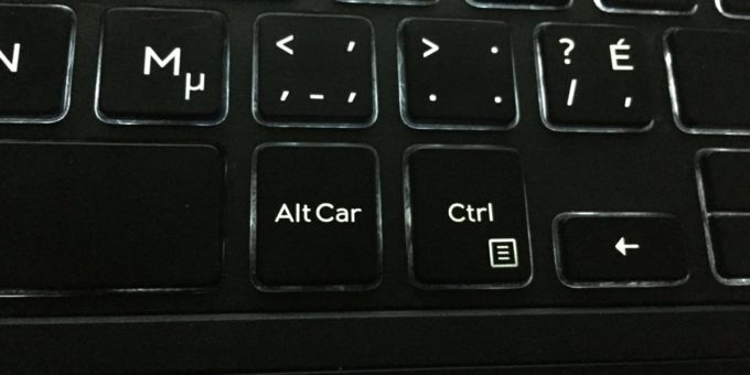 How to use the Alt Car or AltGr key on the keyboard on Windows 10