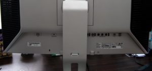 How to fix lines on a monitor screen on Windows 10