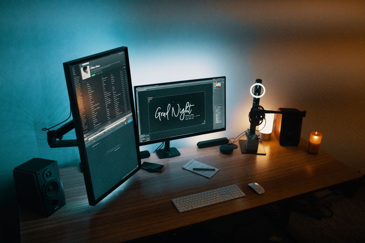 How To Arrange Multiple Monitors On Windows 10