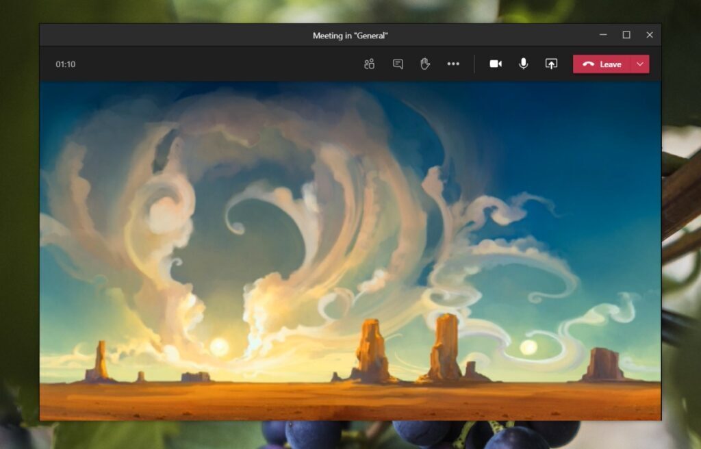 How to Hide the Teams Meeting Control Taskbar